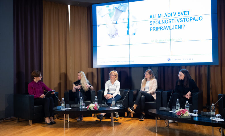 Pred prvim spolnim odnosom pomemben posvet pri ginekologu – Megafon